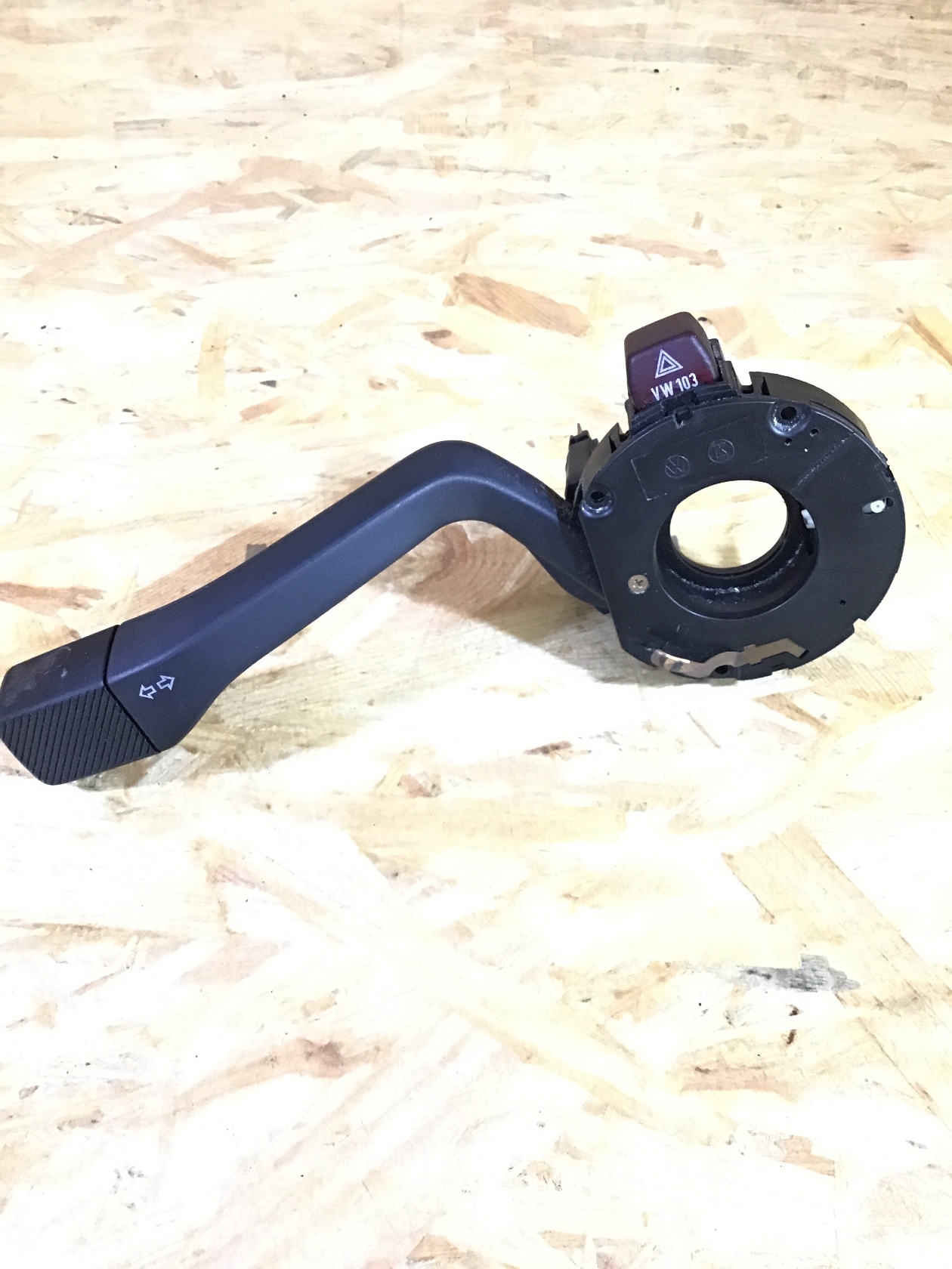 Switch VW POLO Coupe (86C, 80) 1.0 8127733 | B-Parts
