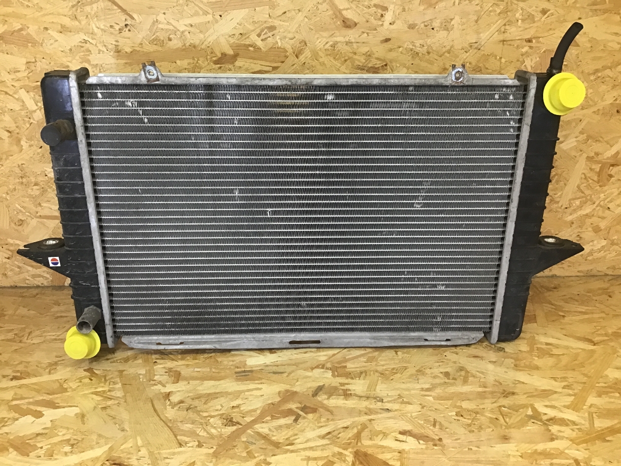 Water radiator VOLVO V70 I (875, 876) 2.4 9857833 | B-Parts