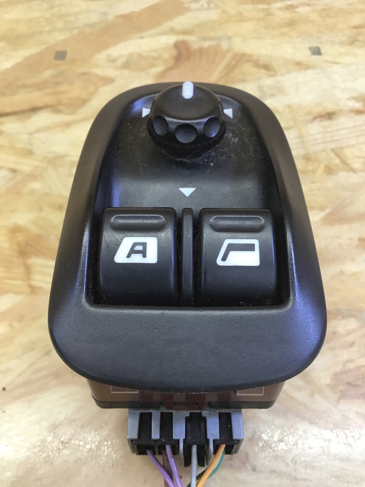 Switch PEUGEOT 206 CC (2D) 1.6 16V (2DNFUF, 2DNFUR) 9439912 | B-Parts