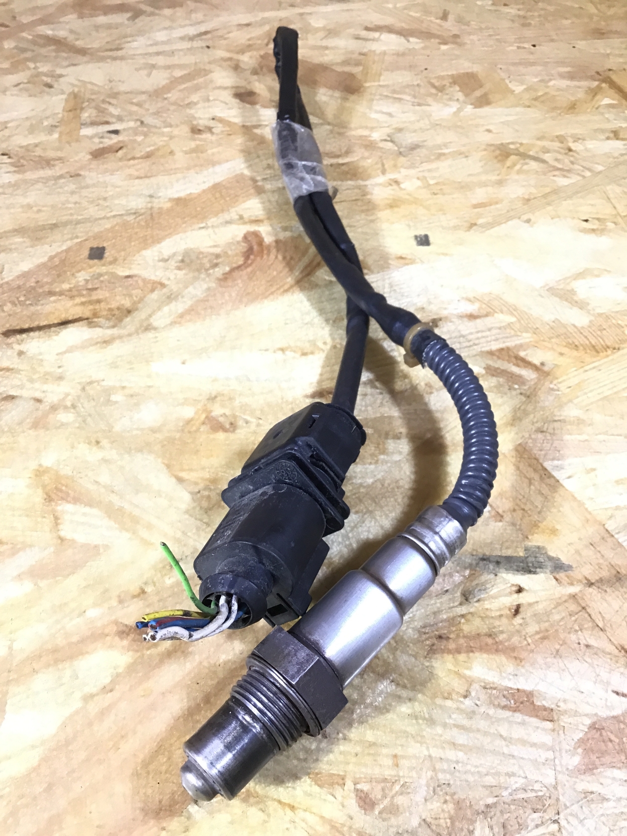 Electronic sensor AUDI A3 (8P1) 2.0 TDI 16V 8177573 | B-Parts