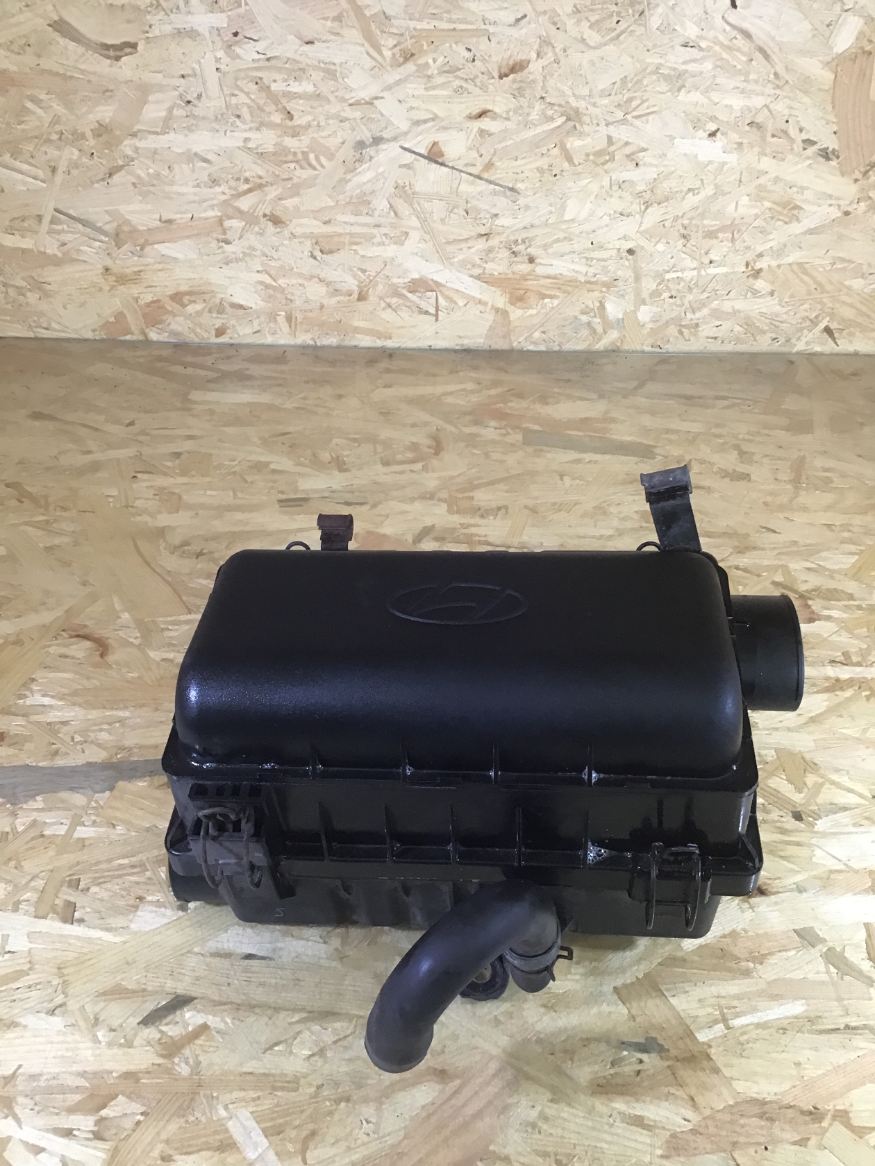 Air filter box HYUNDAI ATOS PRIME (MX) 1.1 7245871 | B-Parts