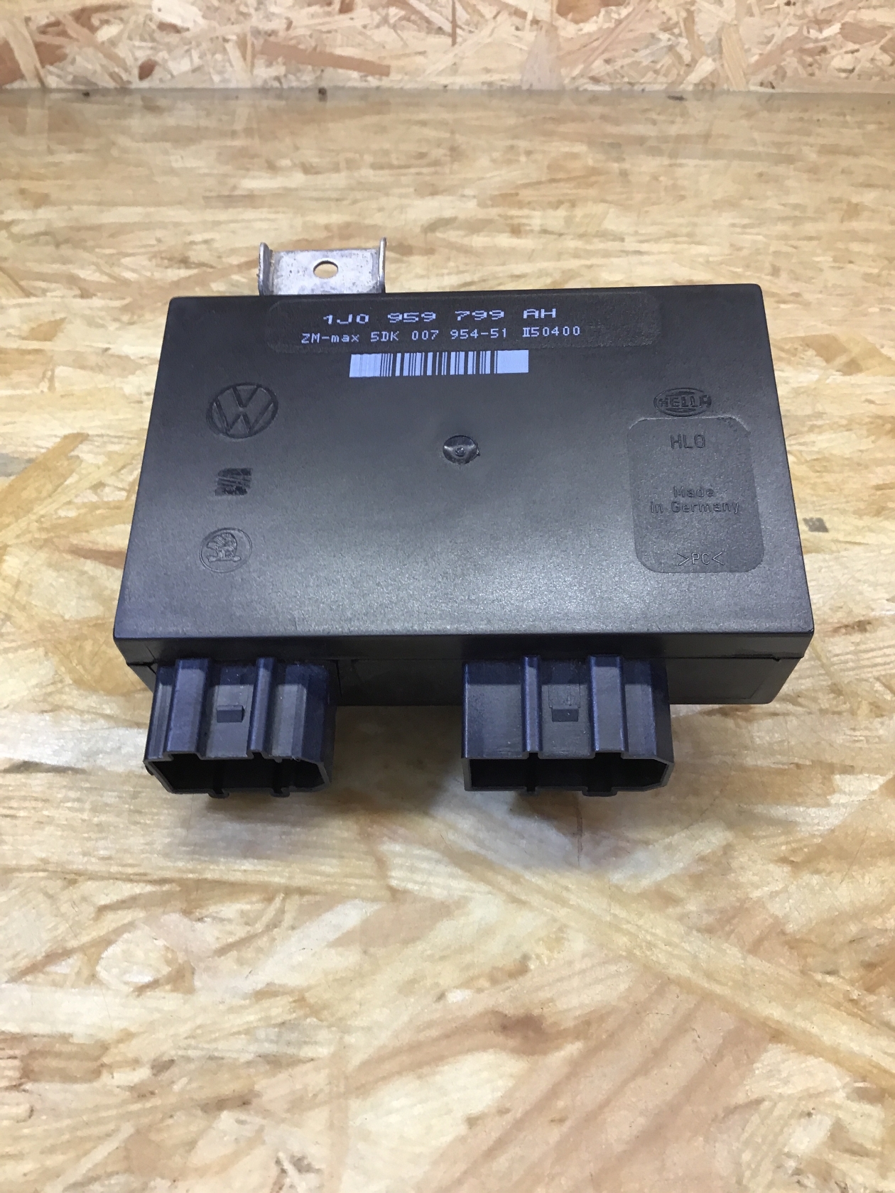 Control unit VW GOLF IV (1J1) 1.6 16V 9108362 | B-Parts