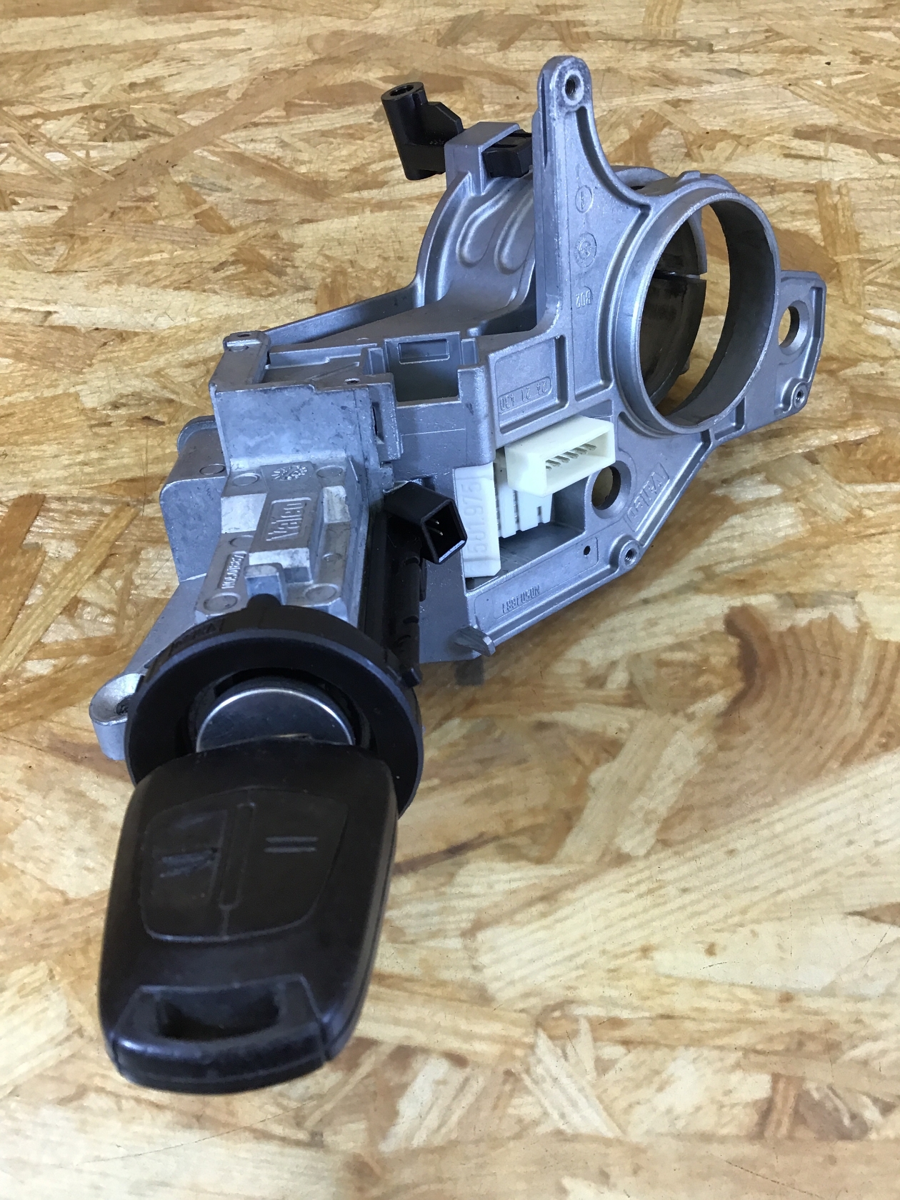 Ignition barrel OPEL ASTRA H (A04) 1.6 (L48) 13256345 | B-Parts