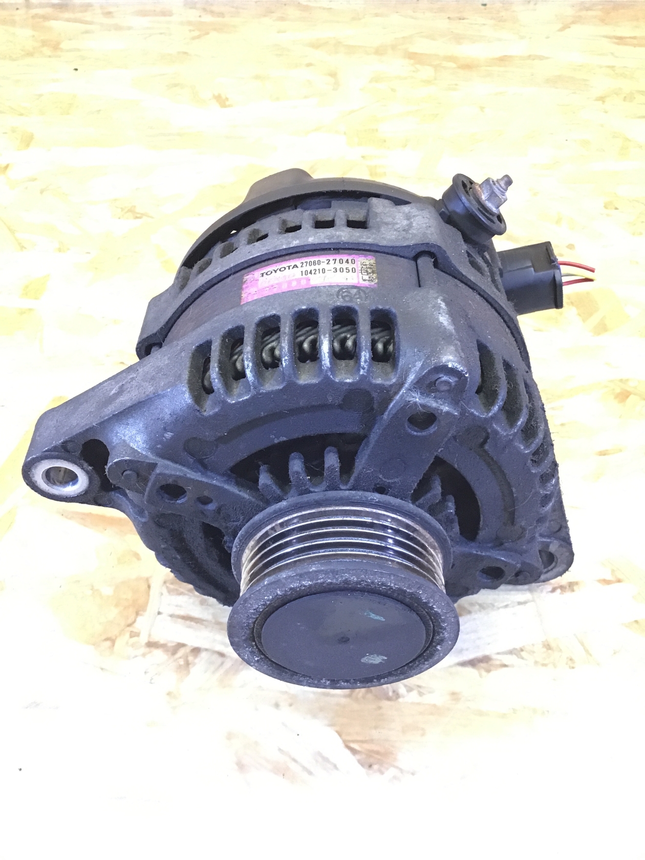 Alternator TOYOTA RAV 4 II (_A2_) 2.0 D 4WD (CLA20_, CLA21_) 10371623 ...