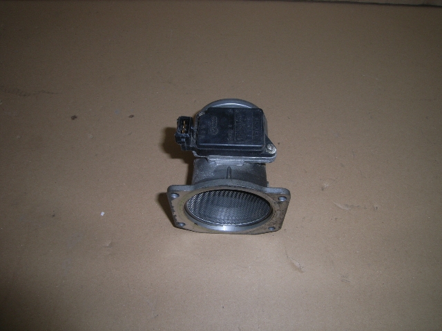 Mass air flow sensor VW POLO III CLASSIC (6V2) 100 1.6 037906461B| | B ...