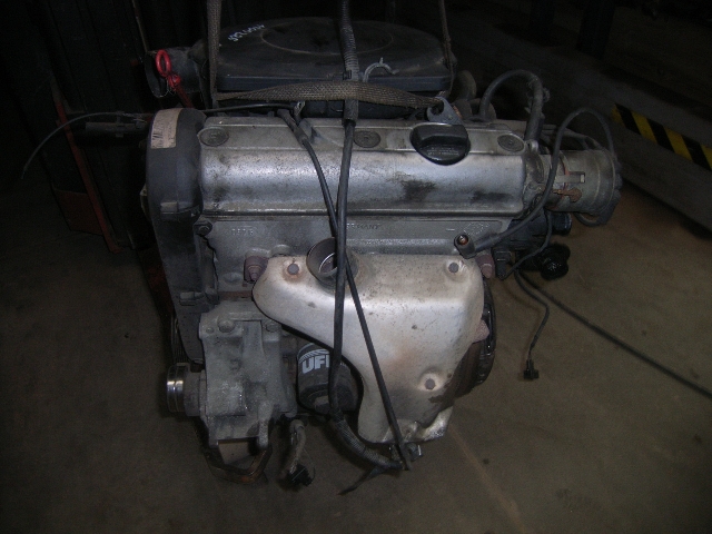 Motor VW POLO (6N1) 75 1.6 | B-Parts
