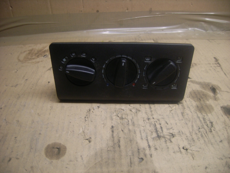 Climate control VW POLO III CLASSIC (6V2) 60 1.4 3142654 | B-Parts