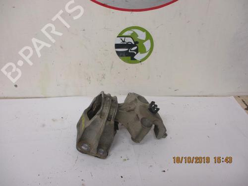 Engine mount DACIA DUSTER (HS_) 1.5 dCi 4x4 (HSMC, HSMD) 12975189 | B-Parts