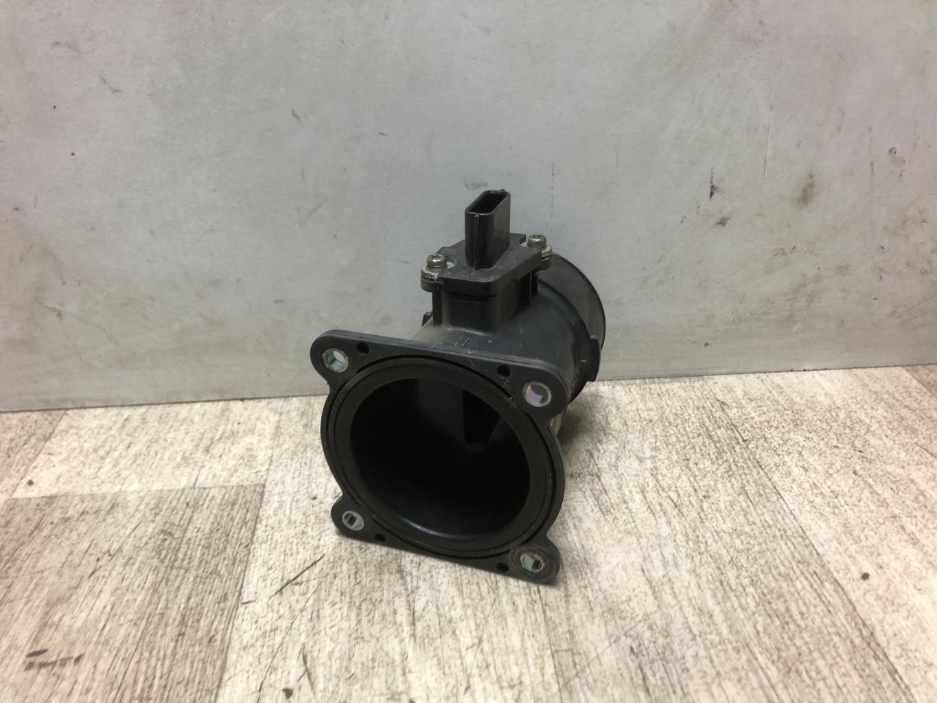 Mass air flow sensor NISSAN X-TRAIL I (T30) 2.2 Di 4x4 23035256 | B-Parts