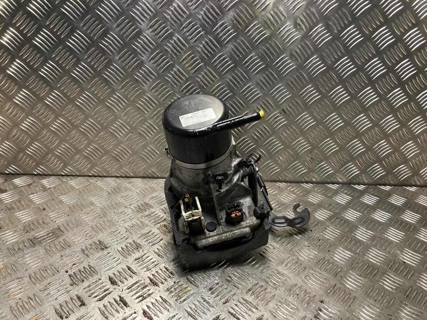 Bomba de direcção CITROËN C5 III Break (RW_) 1.6 THP 155 31204457 | B-Parts