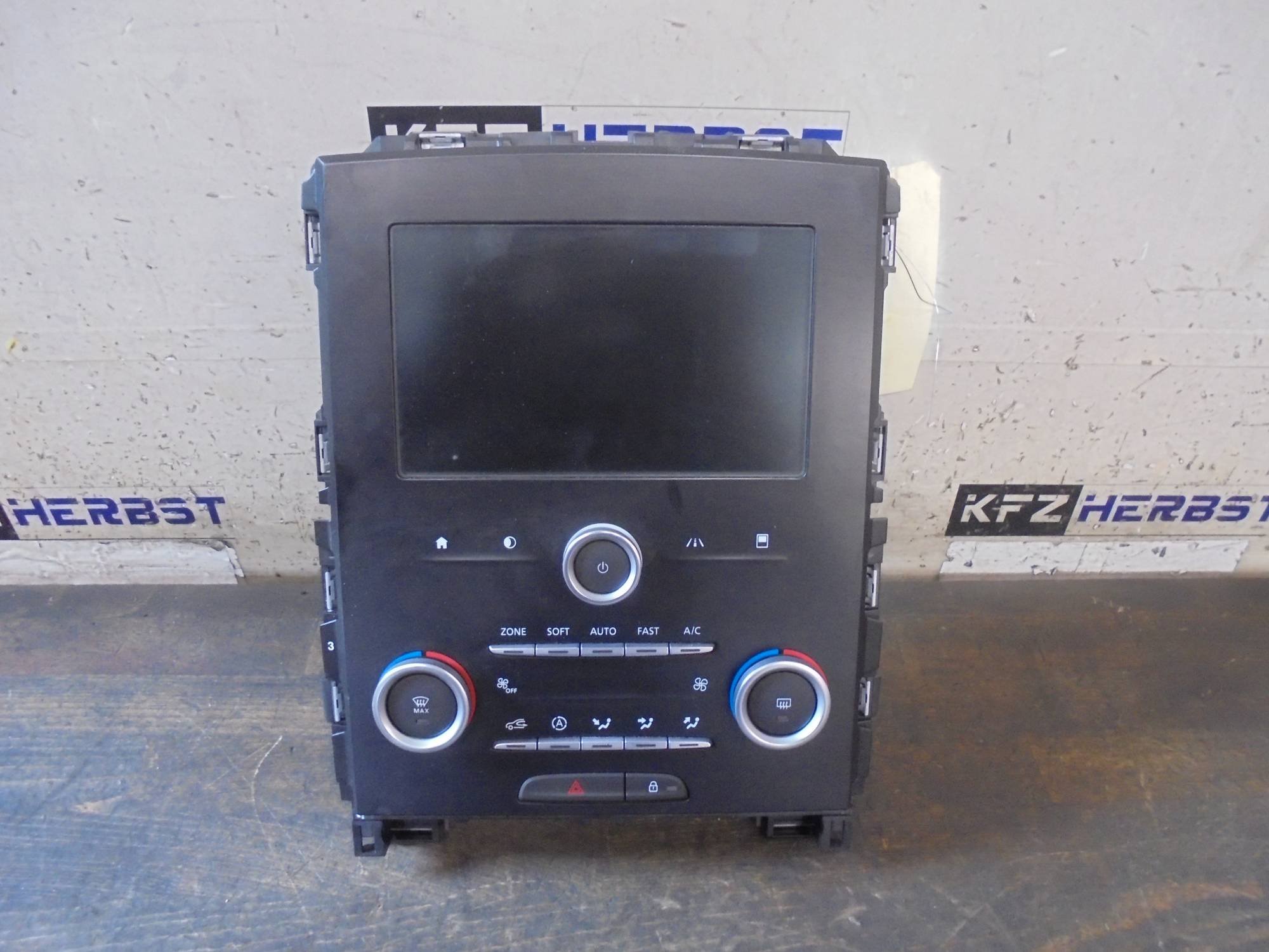 Display monitor RENAULT MEGANE IV Grandtour (K9A/M/N_) 1.5 dCi 110 ...