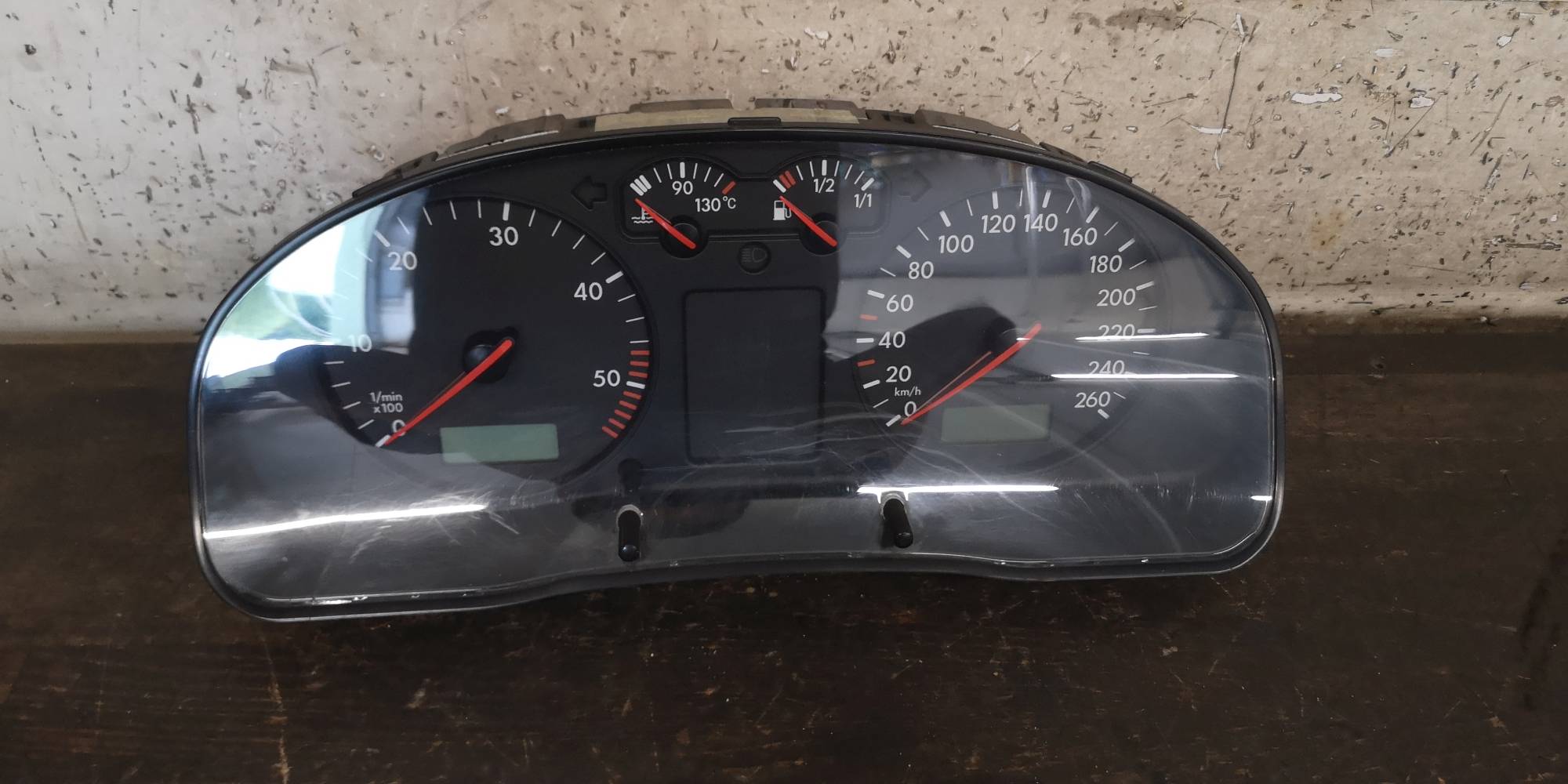 Instrument cluster VW PASSAT B5 (3B2) 1.9 TDI 12877199 | B-Parts