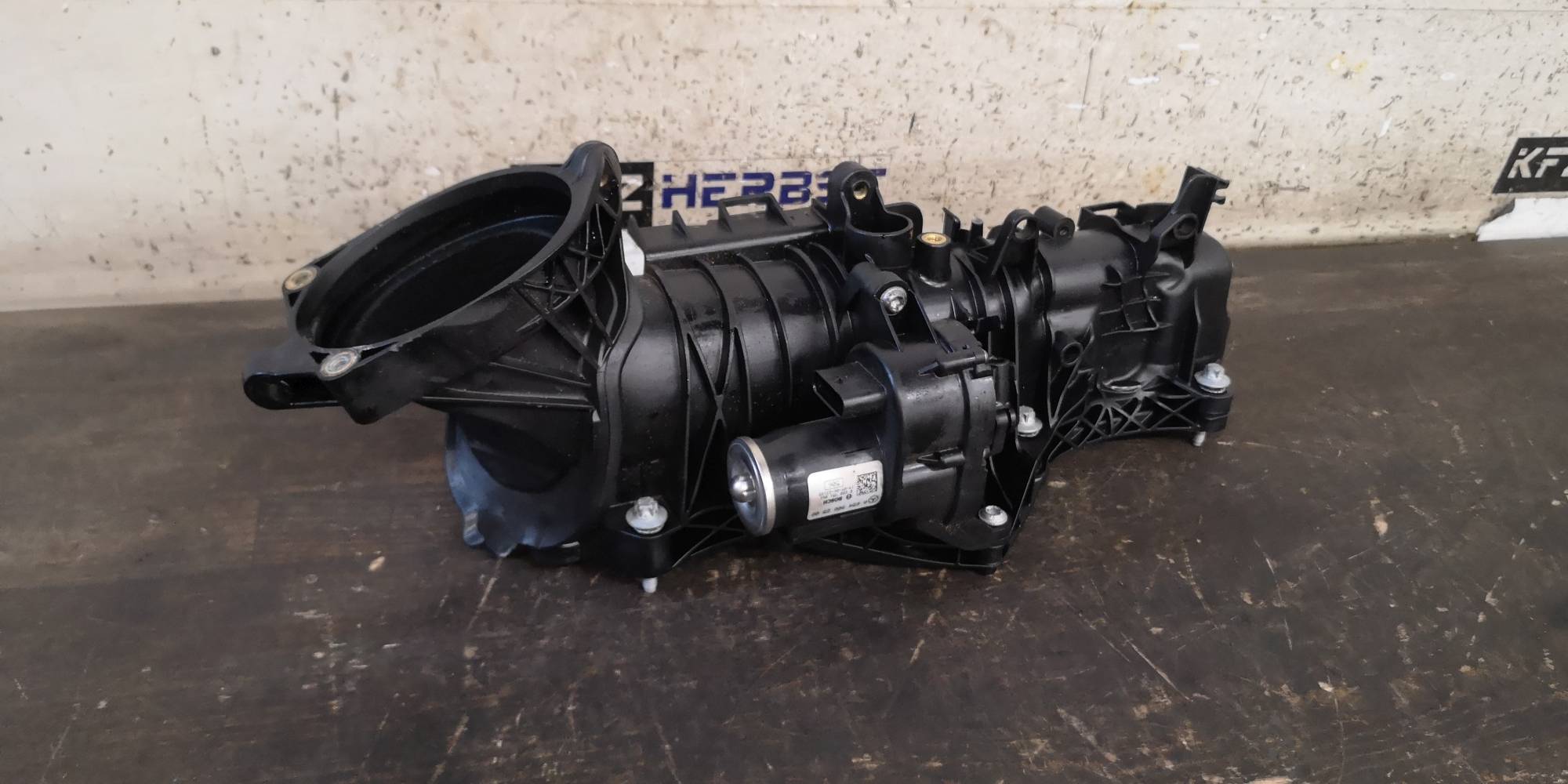 Intake manifold MERCEDES-BENZ GLC (X253) 200 d 4-matic (253.916 ...