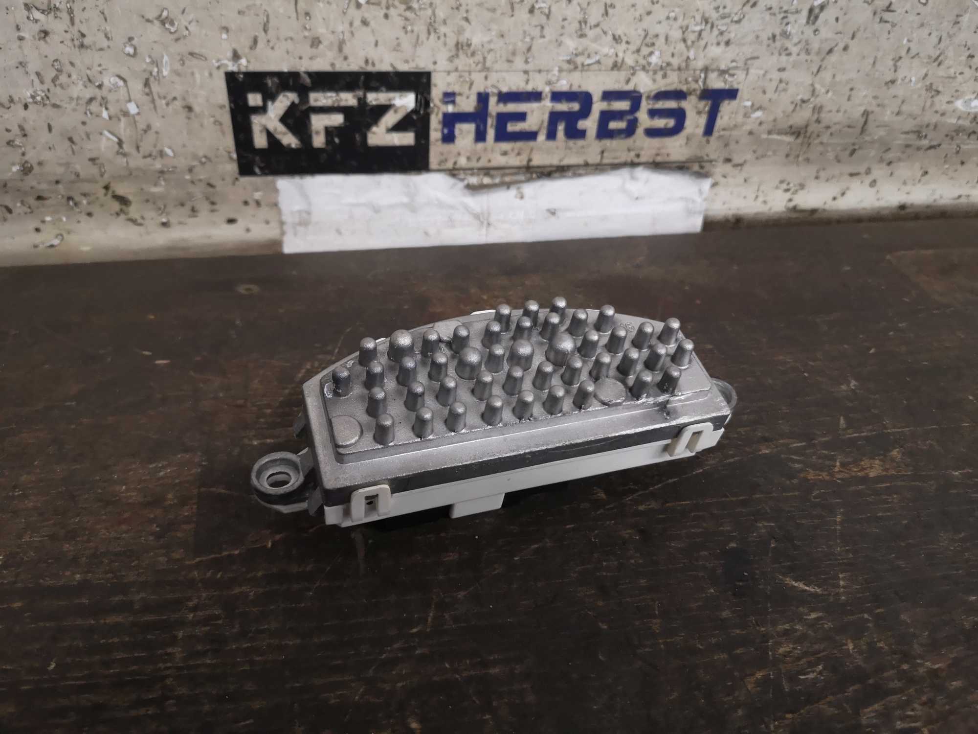 Resistenza riscaldamento VW GOLF VII (5G1, BQ1, BE1, BE2) 1.6 TDI 13439227 | B-Parts