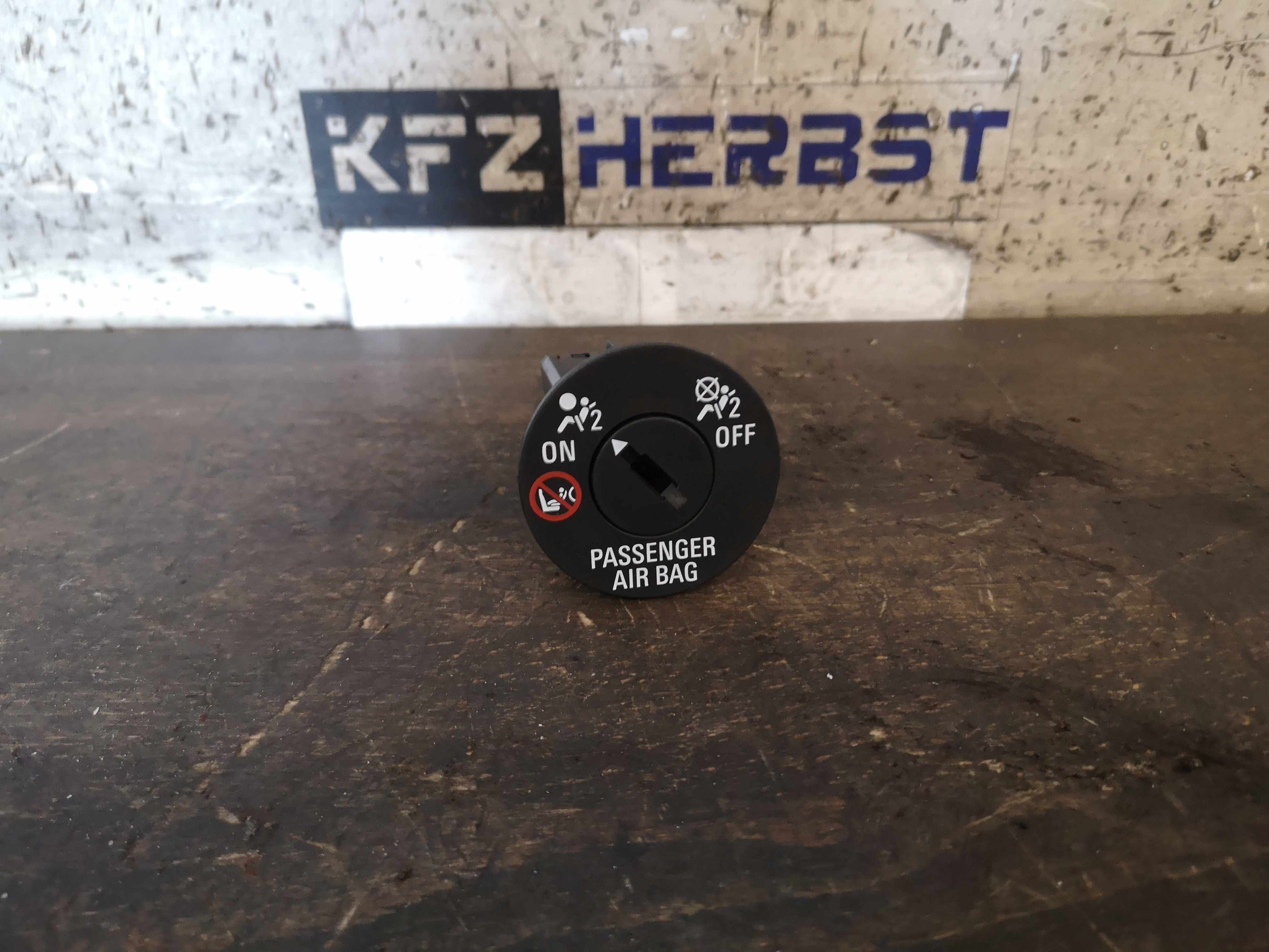 Comutador OPEL MERIVA B MPV (S10) 1.4 (75) 30675941 | B-Parts