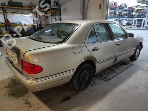 Front bumper reinforcement MERCEDES-BENZ E-CLASS (W210) E 300 D (210. ...