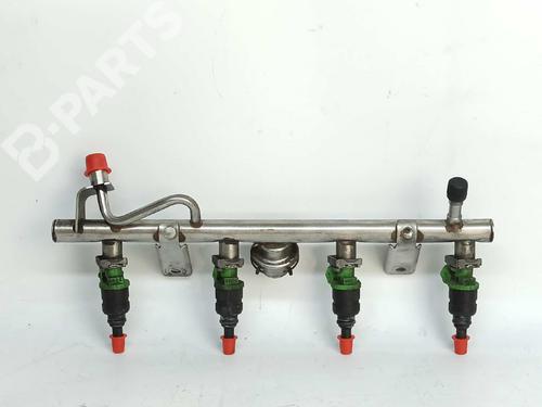 Rail D'Injecteurs MERCEDES-BENZ C-CLASS Coupe (CL203) C 220 8296058 | B ...