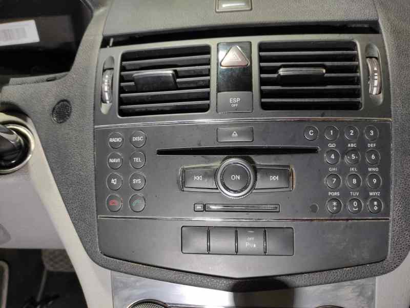 Radio MERCEDES-BENZ C-CLASS (W204) C 220 CDI (204.008) 10734375 | B-Parts