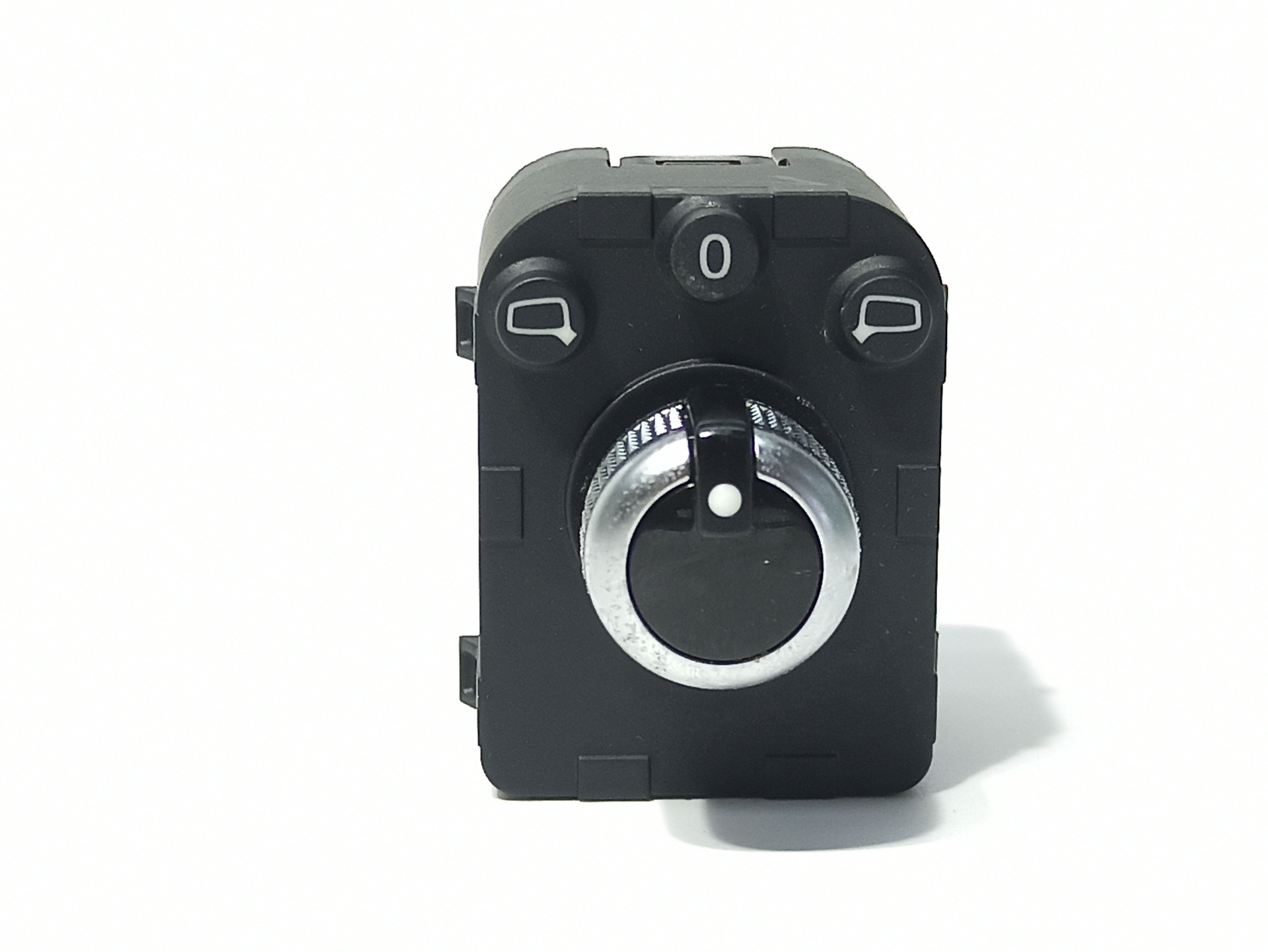 Comando retrovisori AUDI A4 B9 Avant (8W5, 8WD) 2.0 TDI 19540587 | B-Parts