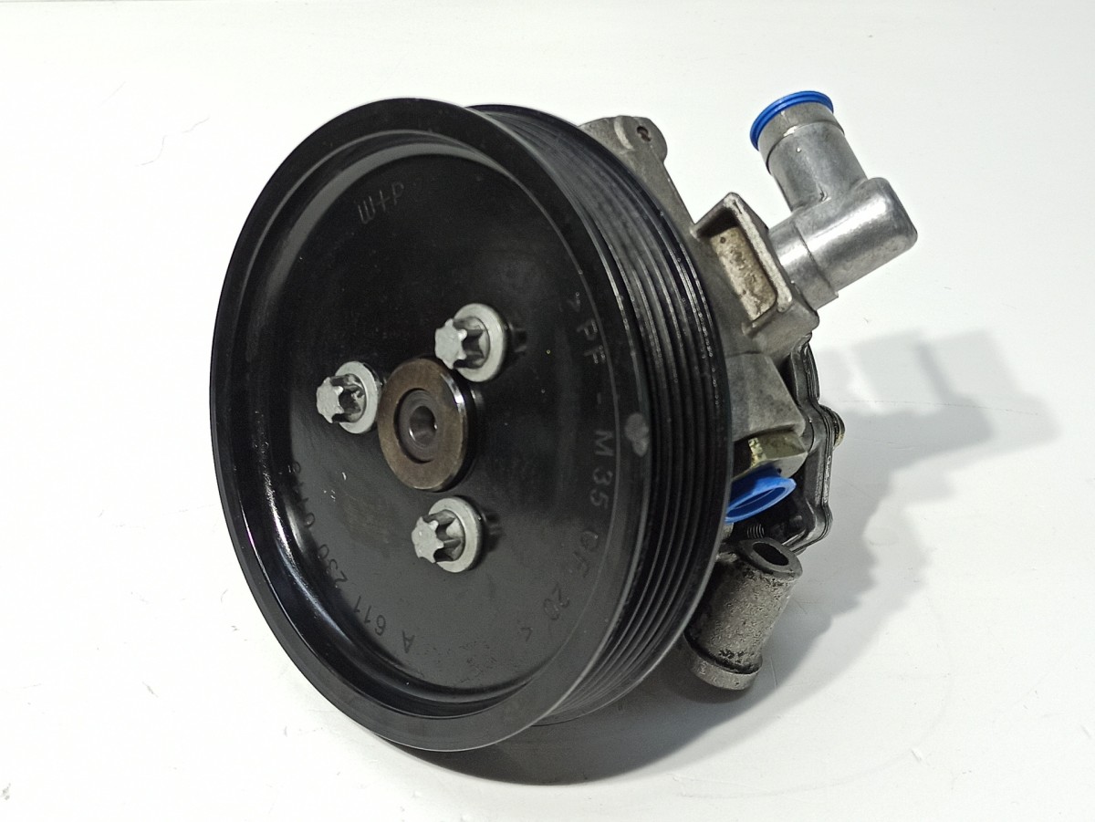 Bomba direccion MERCEDES-BENZ E-CLASS (W211) 17335765 | B-Parts