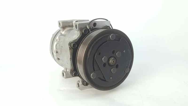 AC compressor VOLVO V40 Estate (645) 1.9 TD 9210303 | B-Parts