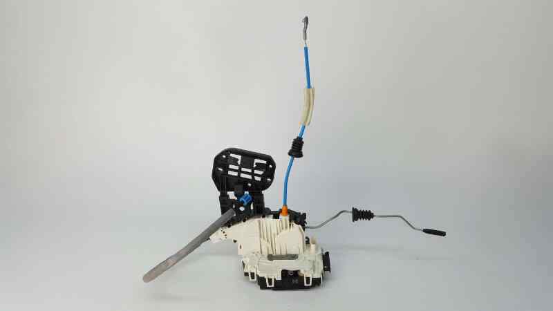 Front left lock MERCEDES-BENZ CLA Coupe (C117) CLA 200 CDI / d (117.308 ...