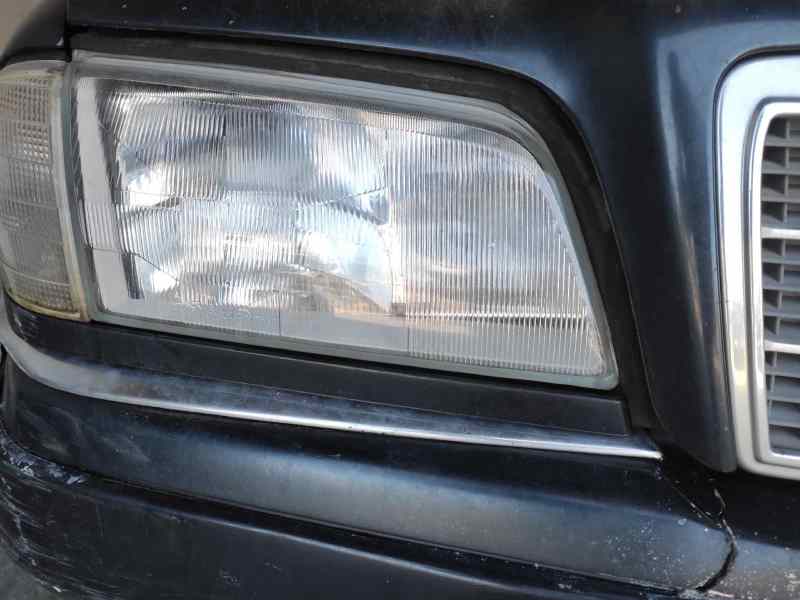 Right headlight MERCEDES-BENZ C-CLASS (W202) C 250 Turbo-D (202.128 ...