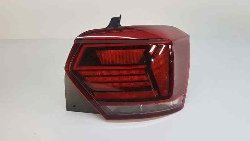 Right taillight VW POLO VI (AW1, BZ1) 1.0 MPi 8347023 | B-Parts