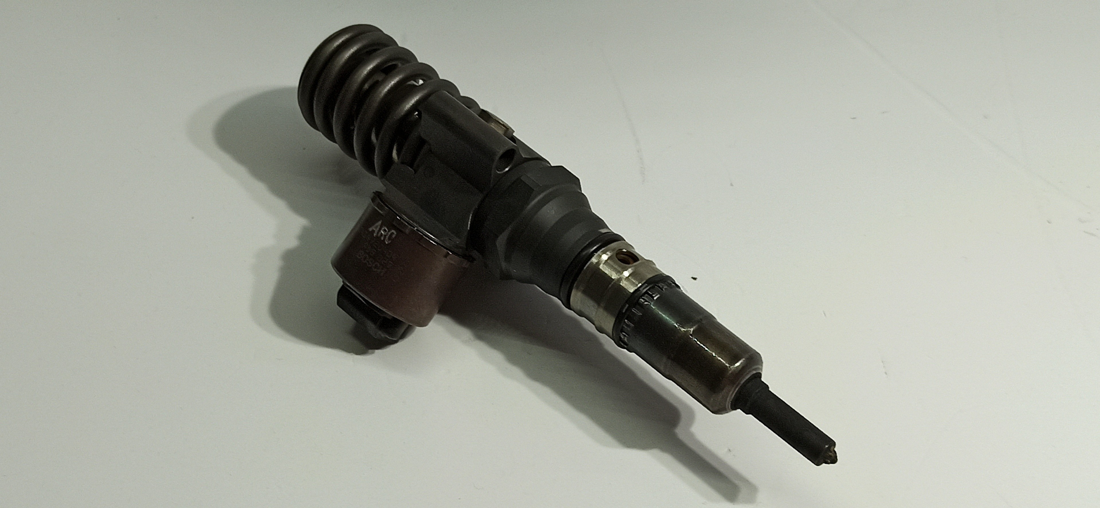 Injector SEAT LEON (1P1) 2.0 TDI 16V 30798522 | B-Parts