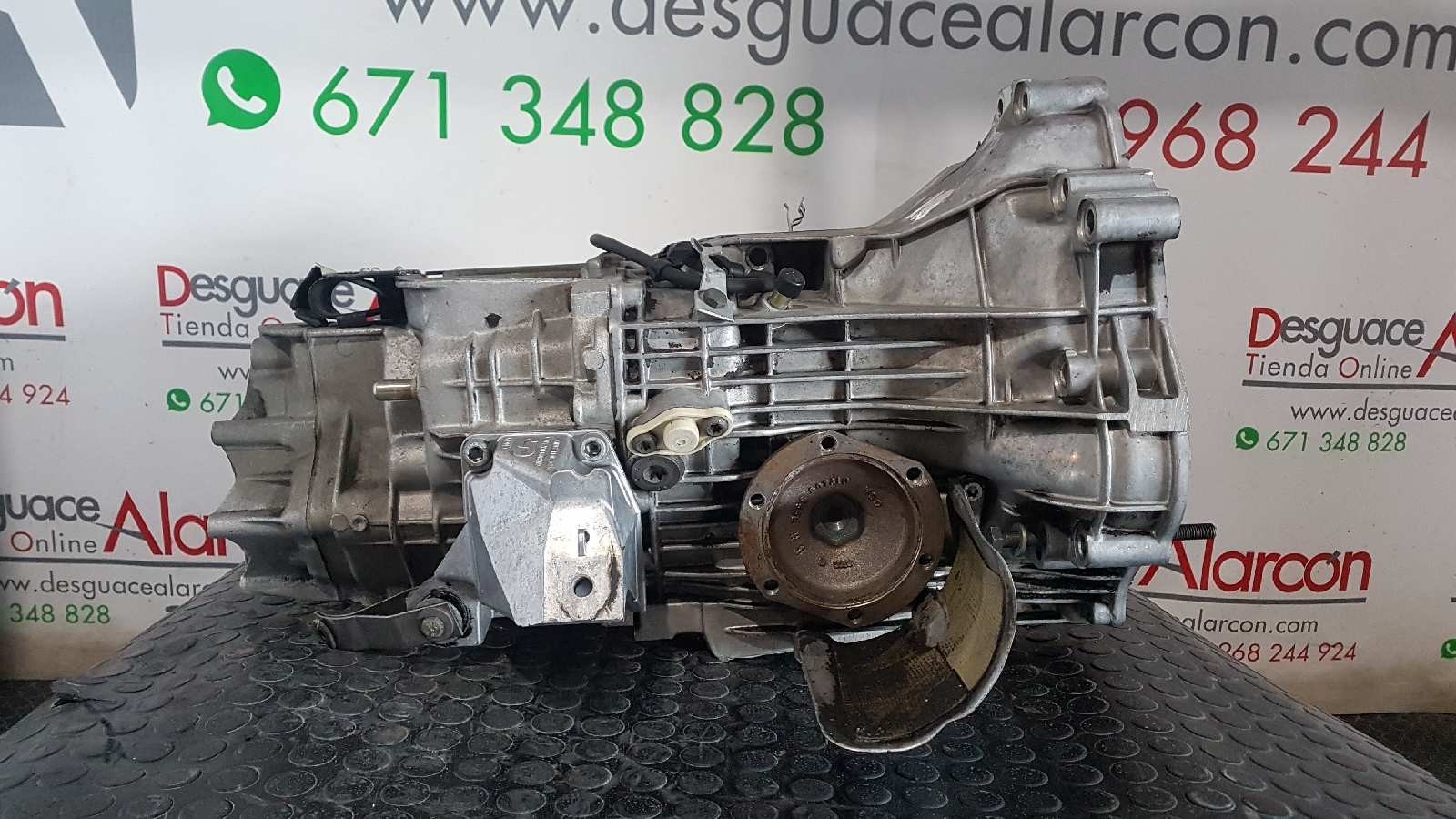 Manual gearbox AUDI 100 C4 Saloon (4A2) 2.6 2770807 | B-Parts