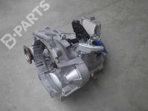 Manual gearbox VW GOLF VII (5G1, BQ1, BE1, BE2) 1.0 TSI 2716228 | B-Parts