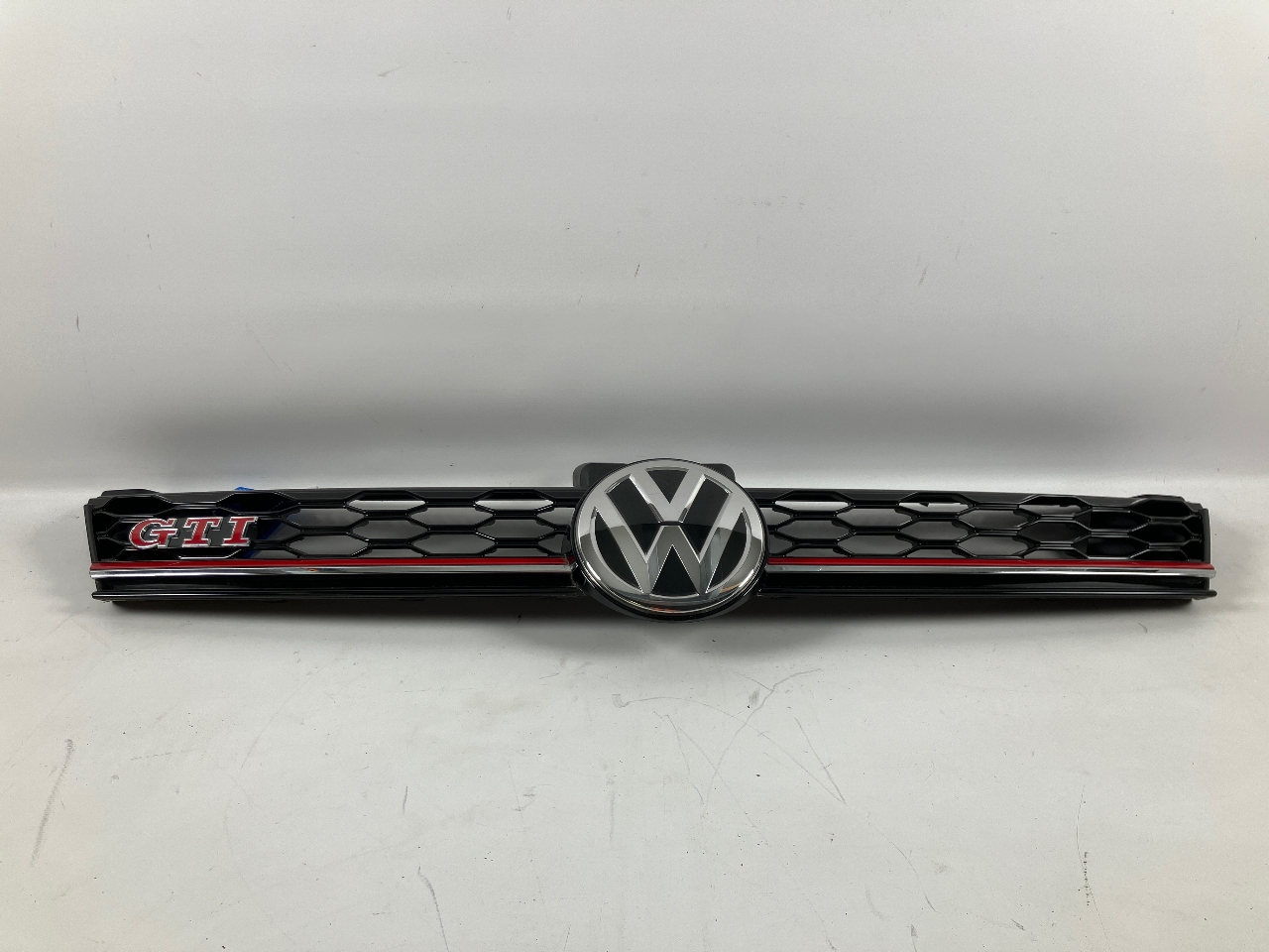 Grilles de calandre VW GOLF VII (5G1, BQ1, BE1, BE2) 2.0 GTI TCR 16143437 | B-Parts