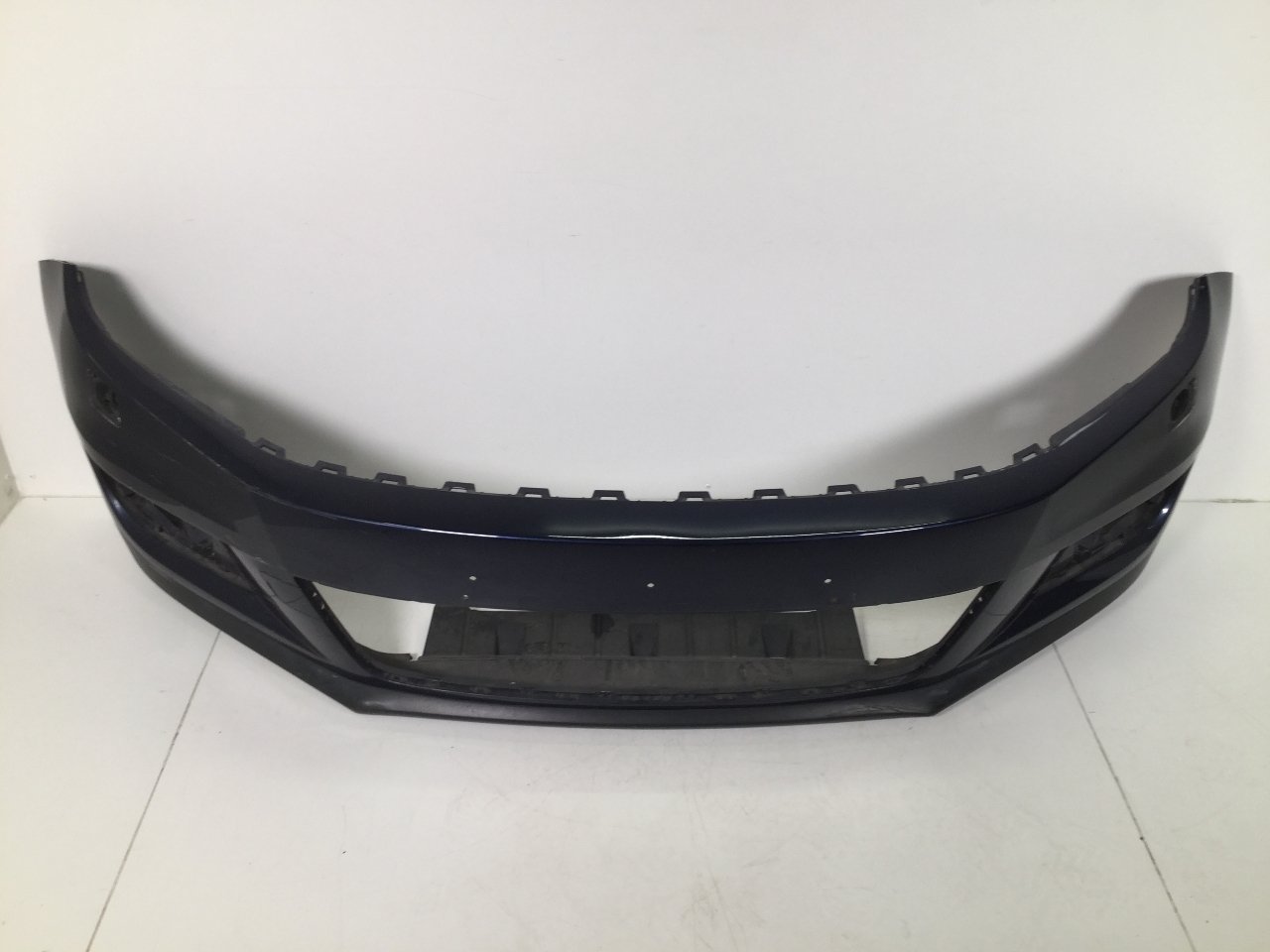 Front bumper VW TIGUAN (5N_) 2.0 TDI VW: 5N0807221K | B-Parts