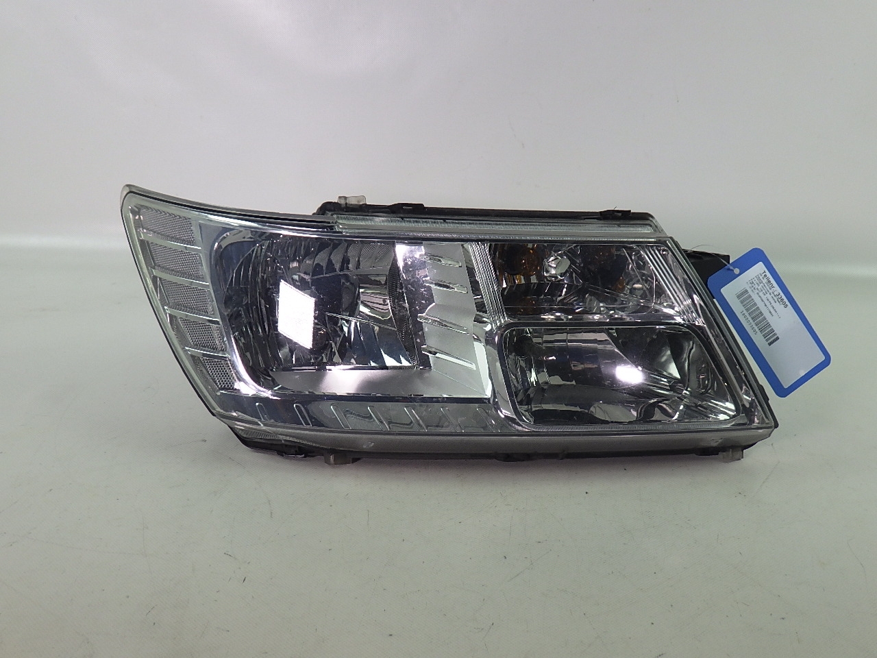 Right headlight DODGE JOURNEY 2.0 CRD 2723118 | B-Parts