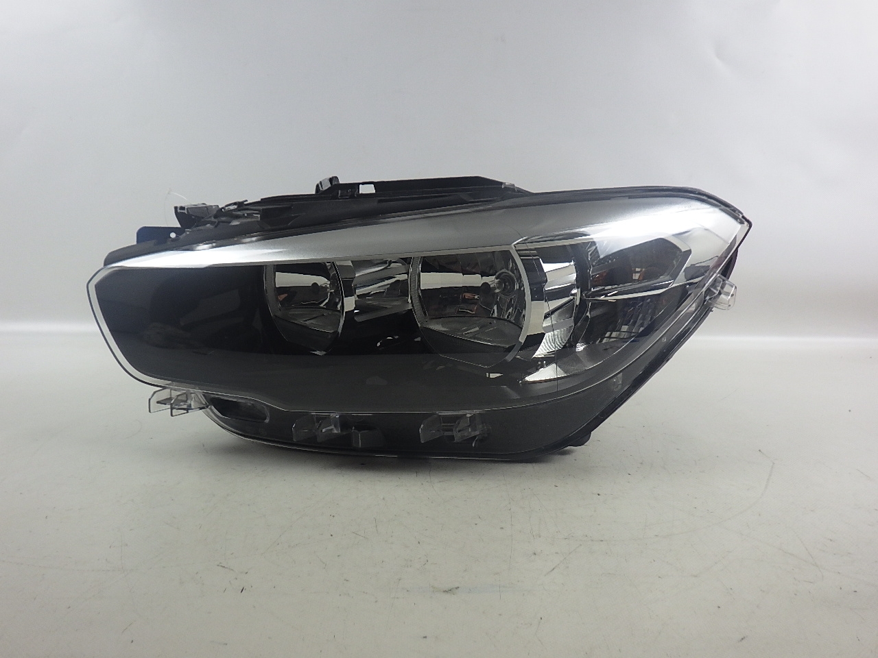 Left headlight BMW 1 (F20) 118 d 7358391-11|BMW | B-Parts