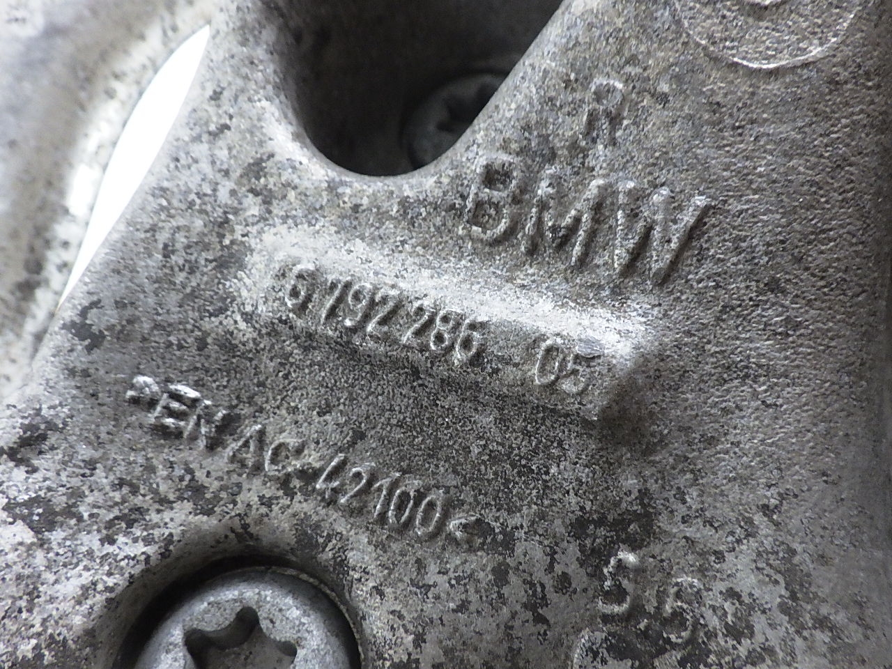 Achsschenkel rechts vorne BMW 2 Convertible (F23) 220 d BMW ...