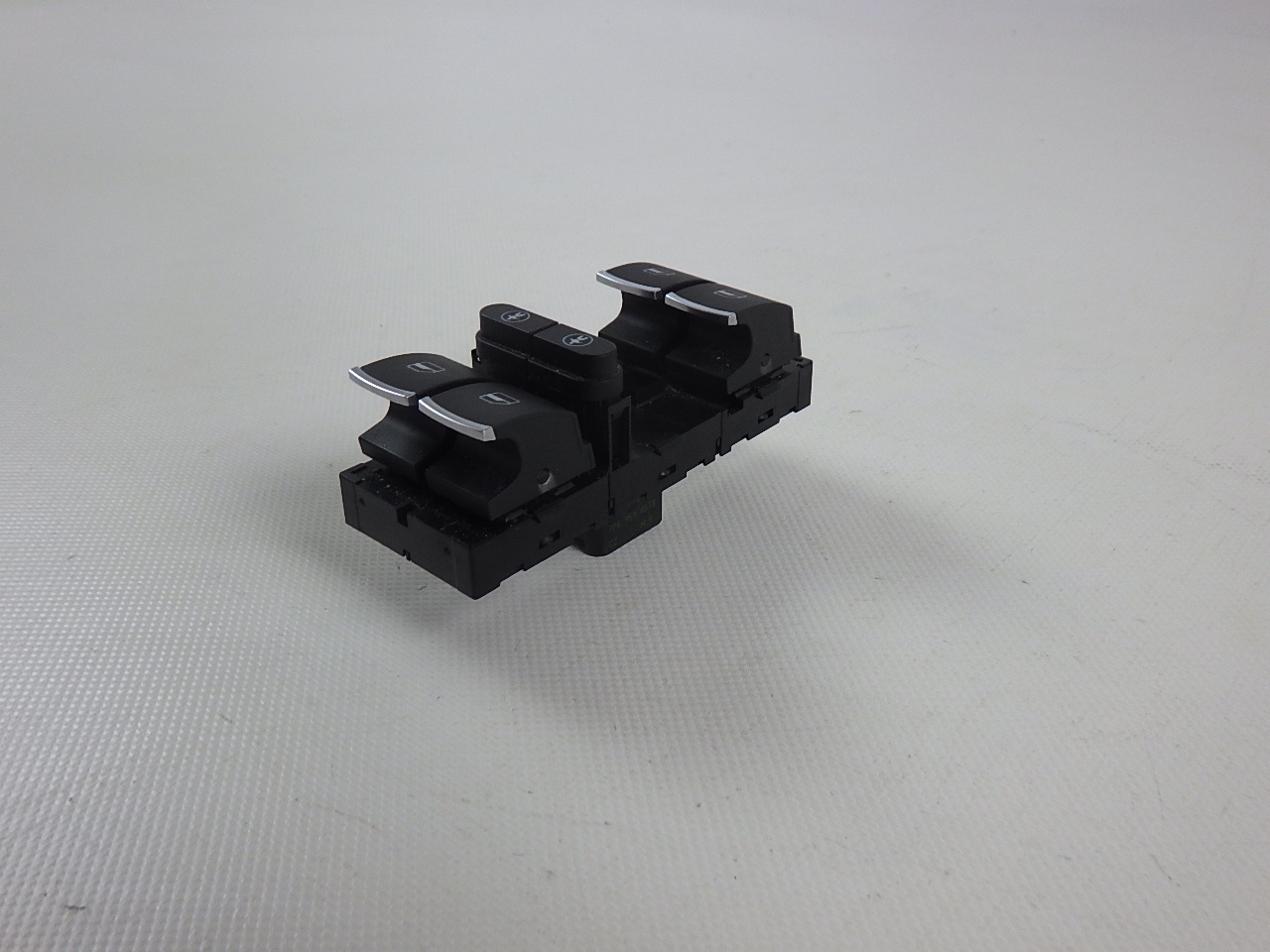 Switch VW TOUAREG (7P5, 7P6) 4.2 V8 TDI 7P6959857B|VW | B-Parts