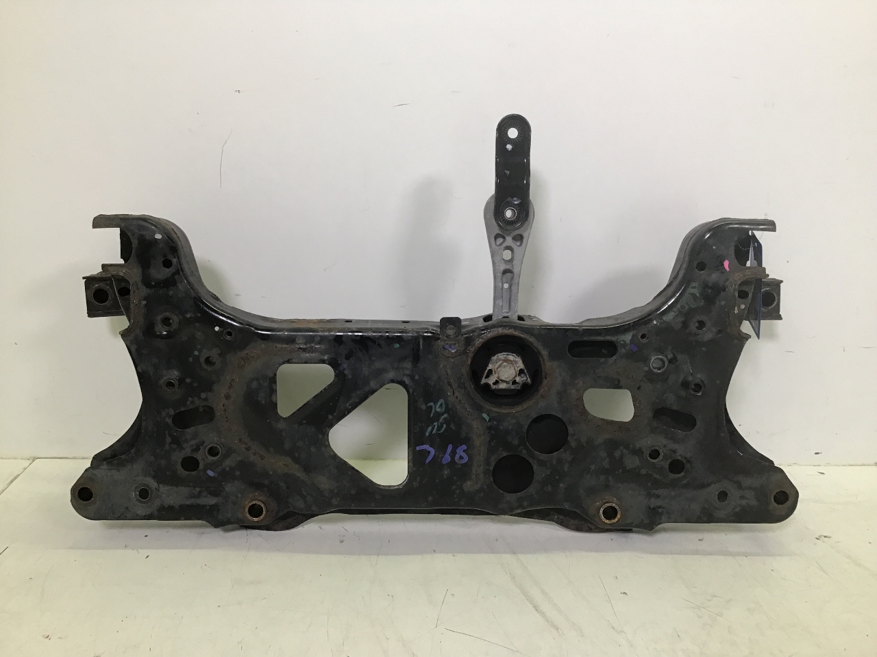 Subframe VW BEETLE (5C1, 5C2) 2.0 TDI 10336904 | B-Parts