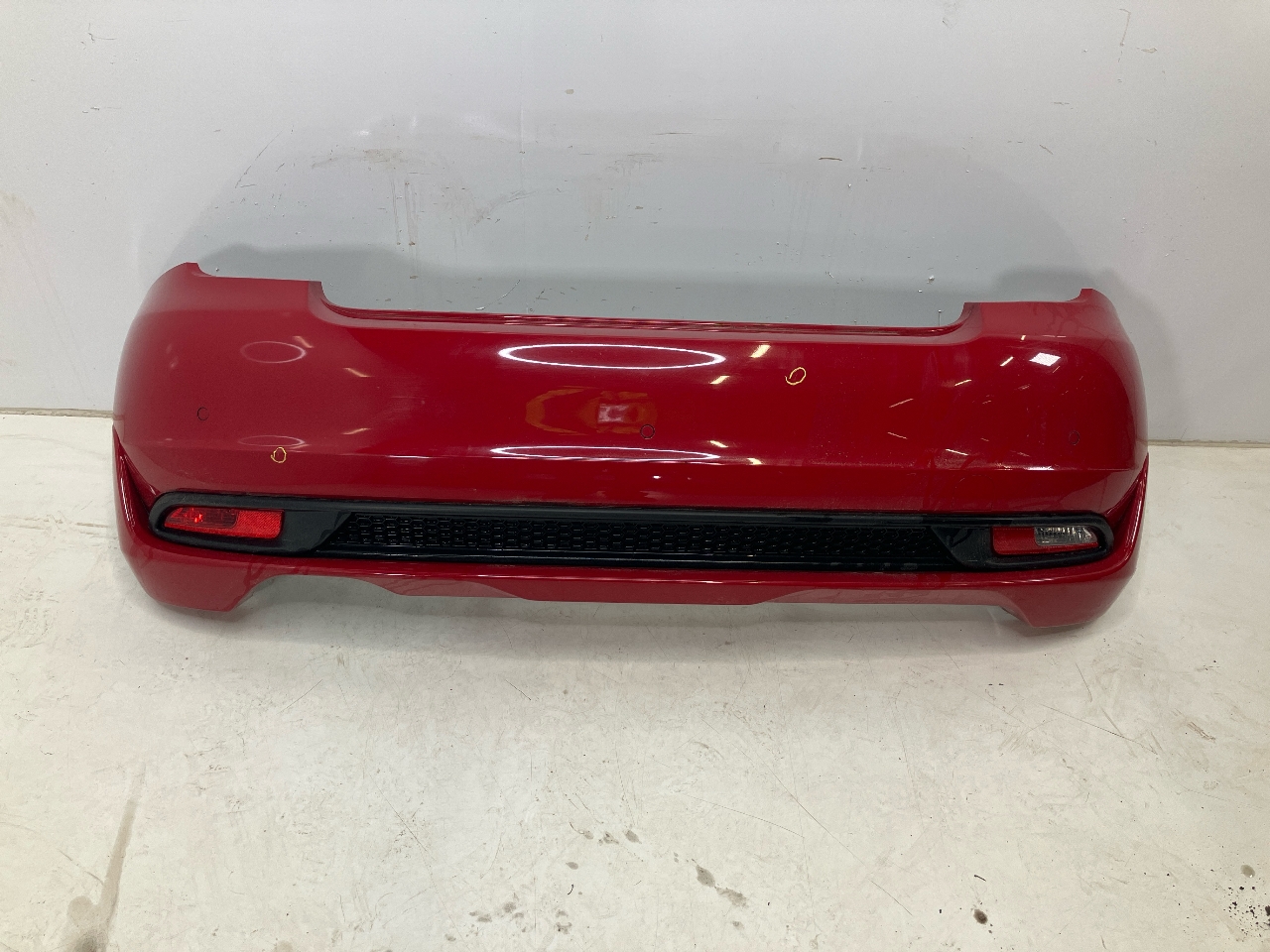 Pára-choques traseiro FIAT 500 (312_) 1.2 (312AXA1A) 26137391 | B-Parts