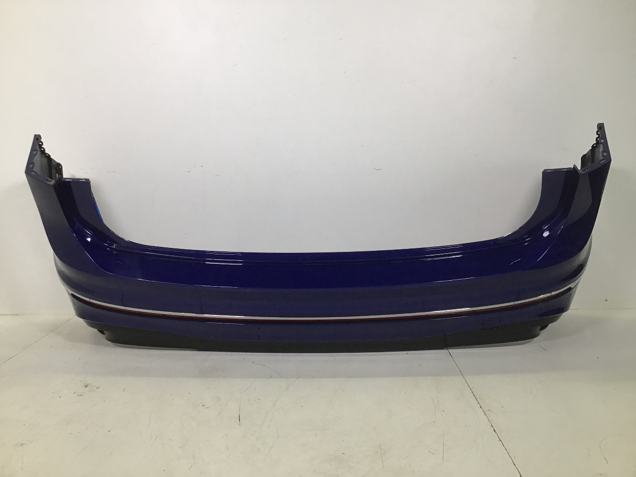 Rear bumper VW TIGUAN (AD1, AX1) 1.4 TSI 11083189 | B-Parts
