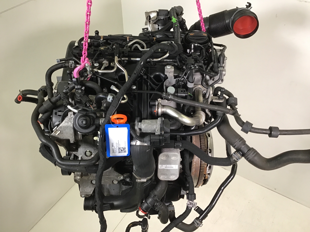 Engine VW TIGUAN (5N_) 2.0 TDI VW: 03L100090J | B-Parts