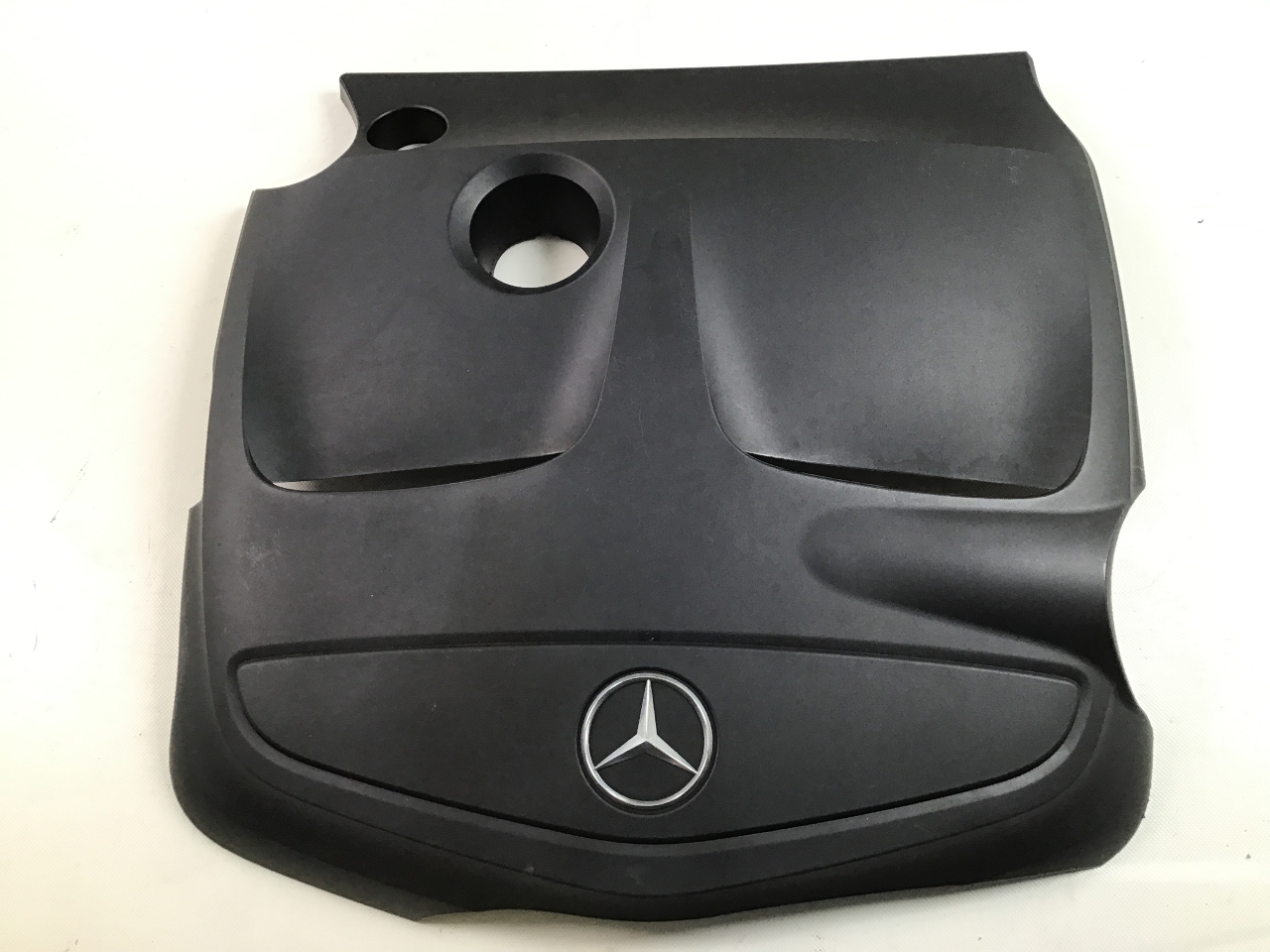 Engine cover MERCEDES-BENZ A-CLASS (W176) A 180 (176.042) MERCEDES-BENZ ...