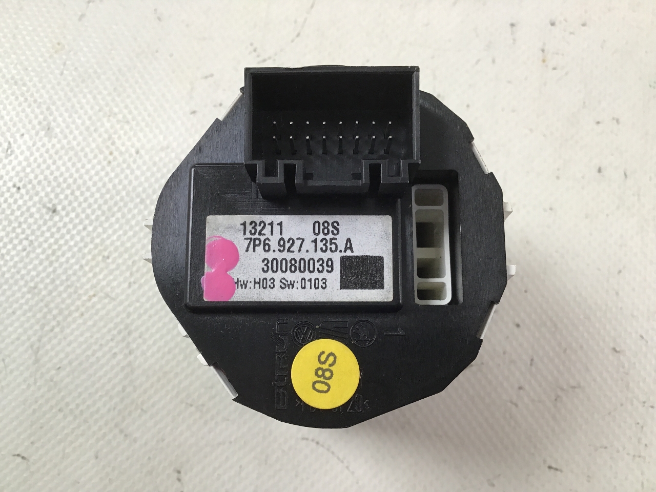 Switch VW TOUAREG (7P5, 7P6) 3.0 V6 TDI VW: 7P6927135A | B-Parts