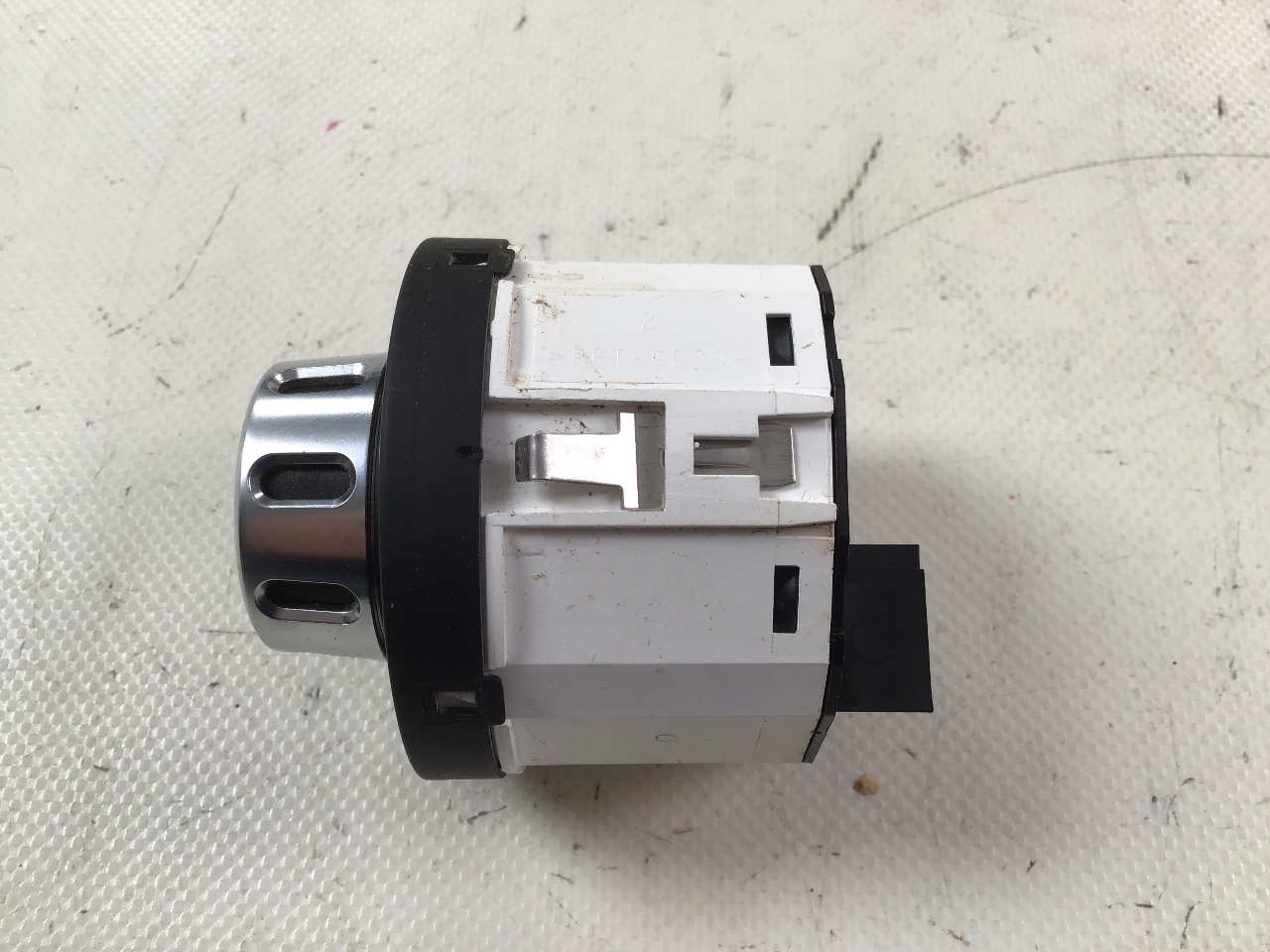 Switch VW TOUAREG (7P5, 7P6) 3.0 V6 TDI VW: 7P6927135A | B-Parts