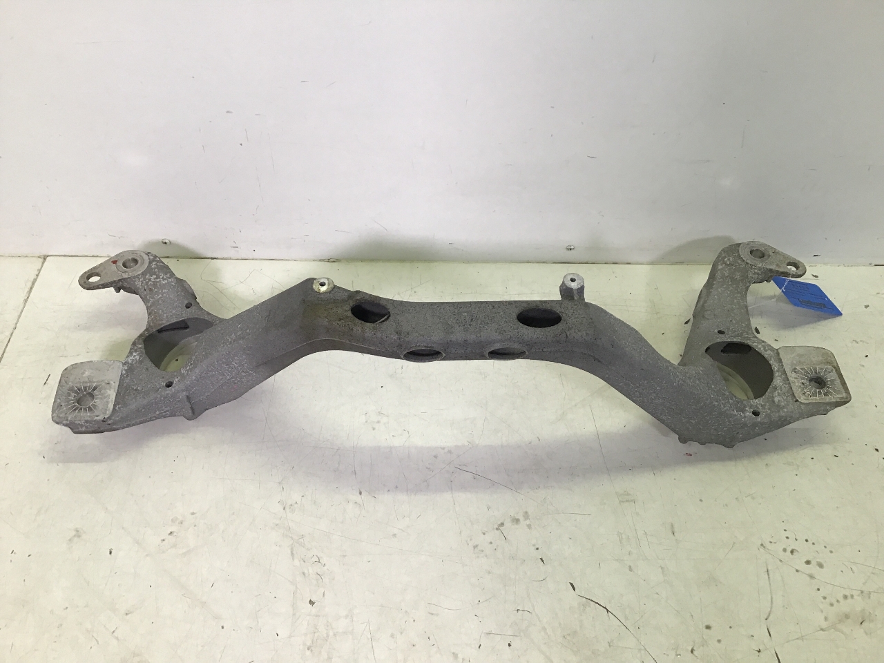 Subframe VW TOUAREG (7P5, 7P6) 3.0 V6 TDI 9307951 | B-Parts