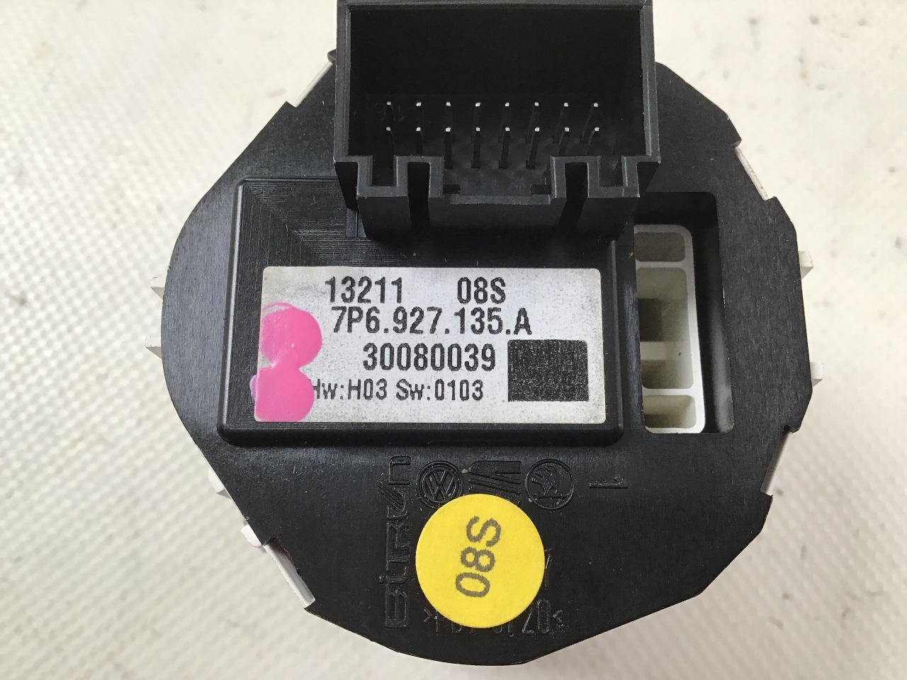 Switch VW TOUAREG (7P5, 7P6) 3.0 V6 TDI VW: 7P6927135A | B-Parts