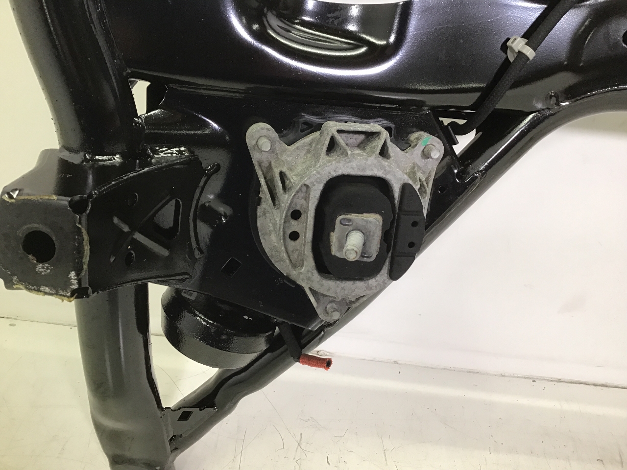 Subframe BMW 3 (F30, F80) 330 d 4938354 | B-Parts