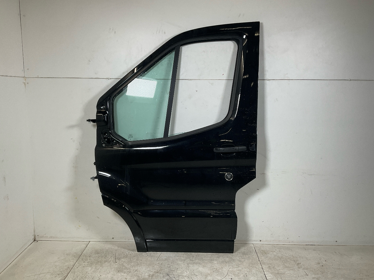 Left front door FORD TRANSIT V363 Platform/Chassis (FED, FFD) 2.0 ...