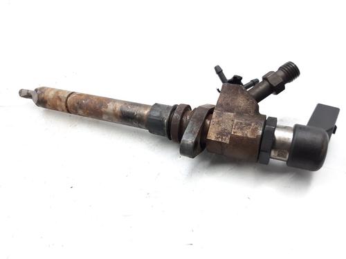 Injector PEUGEOT 407 (6D_) 2.0 (6DRFNB, 6DRFNE) 7351446 | B-Parts