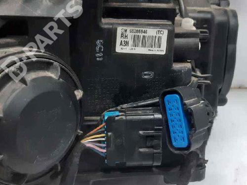 Faro derecho OPEL MOKKA / MOKKA X (J13) 1.4 (_76) 5669377 | B-Parts